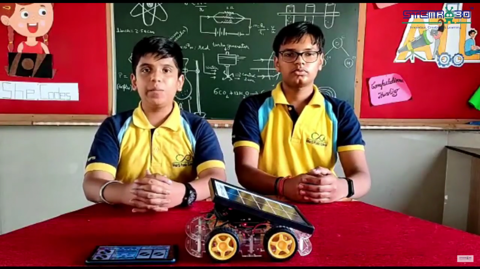 SOLAR CAR - Project for School Students-STEMROBO IMPACT